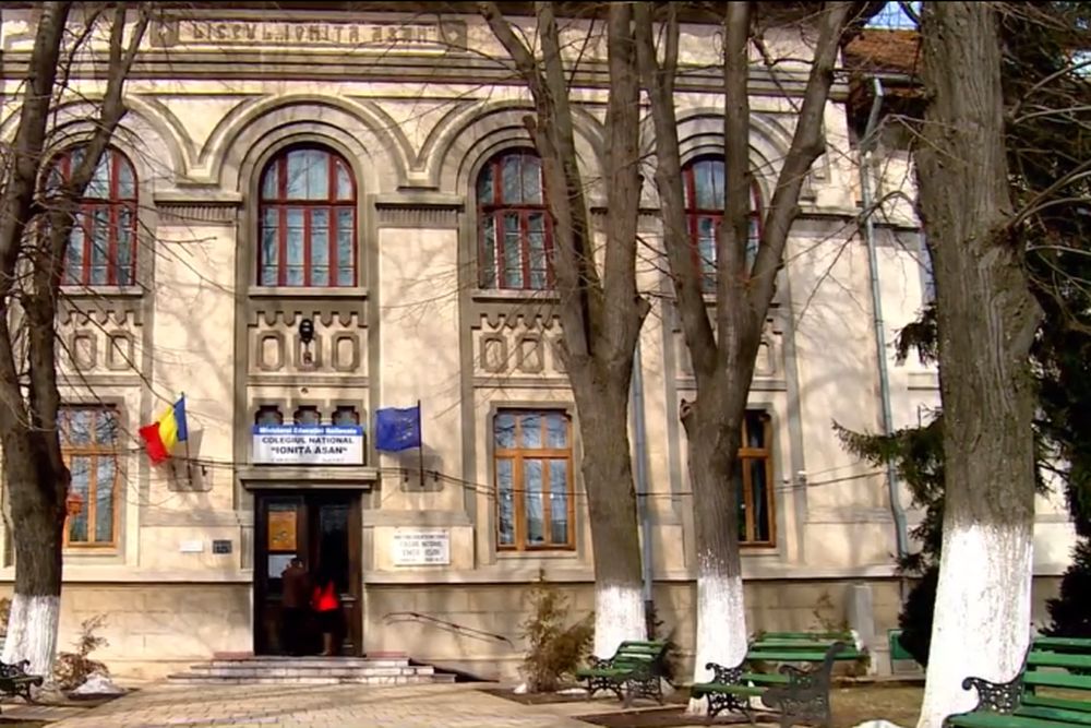 Peste 11 milioane de lei alocați pentru reabilitarea termică clădirii ...