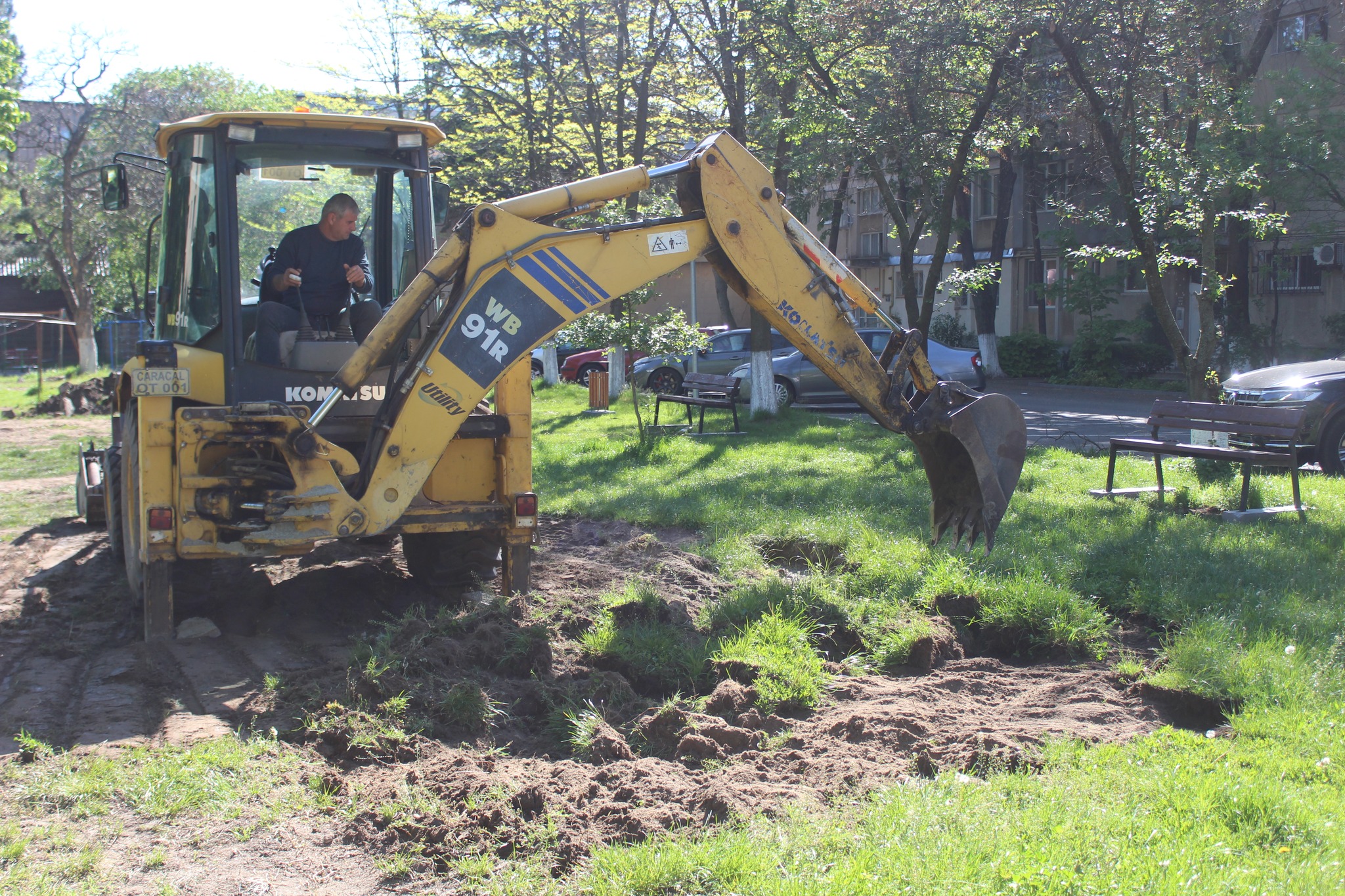 Parcul din zona Gării Caracal, modernizat de autoritățile locale ...