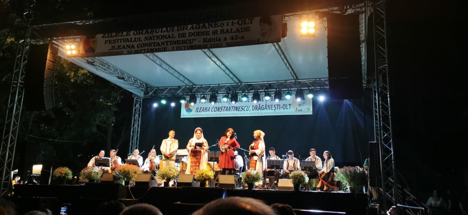 Concurenți din zece județe, la ediția 46 a Festivalului de Doine și ...