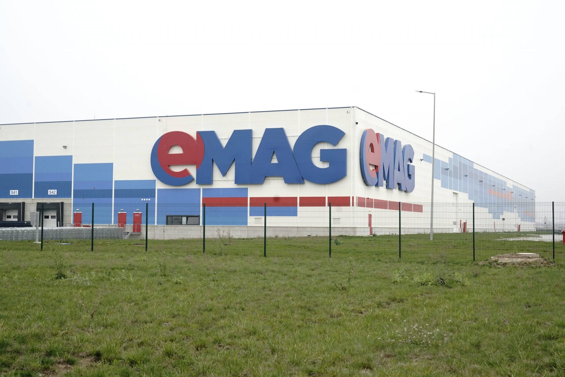 Black Friday 2023/ Retailerul eMag a raportat vânzări de 731 milioane ...