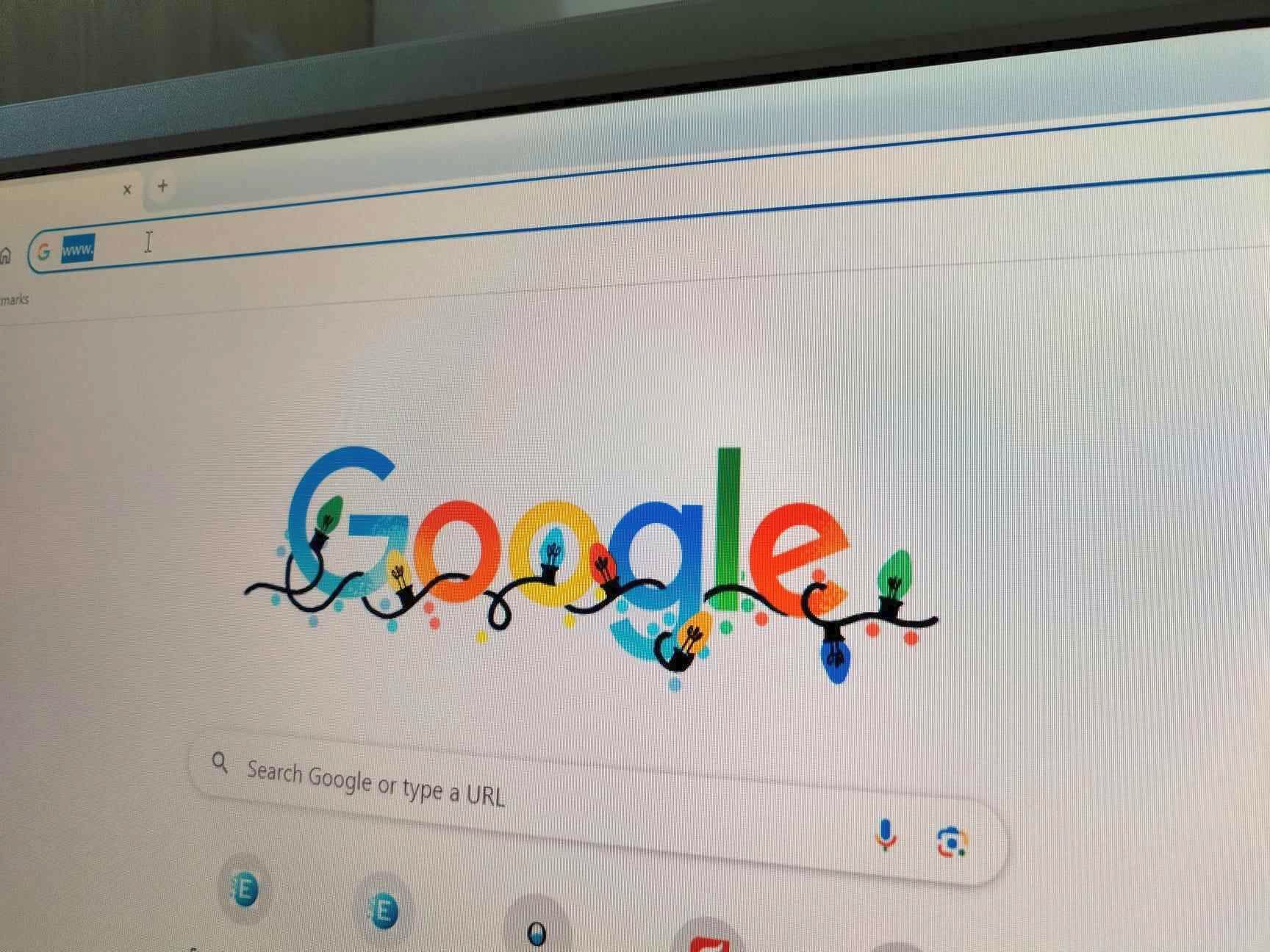 Căutările trending Google, în România: Informaţii despre cutremure, AI ...