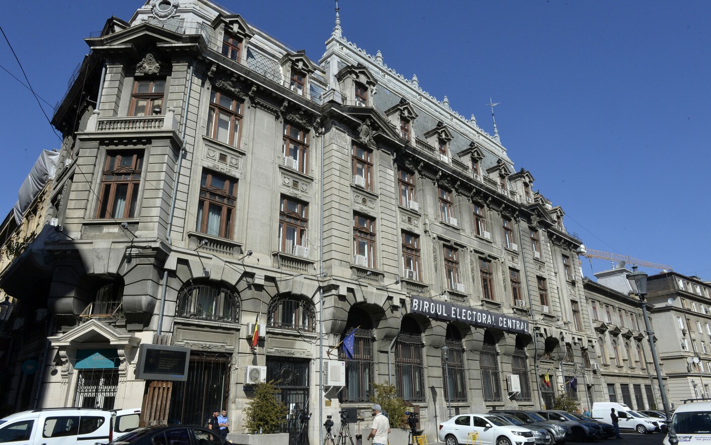 Prezidențiale 2025. Biroul Electoral Central, completat cu ...