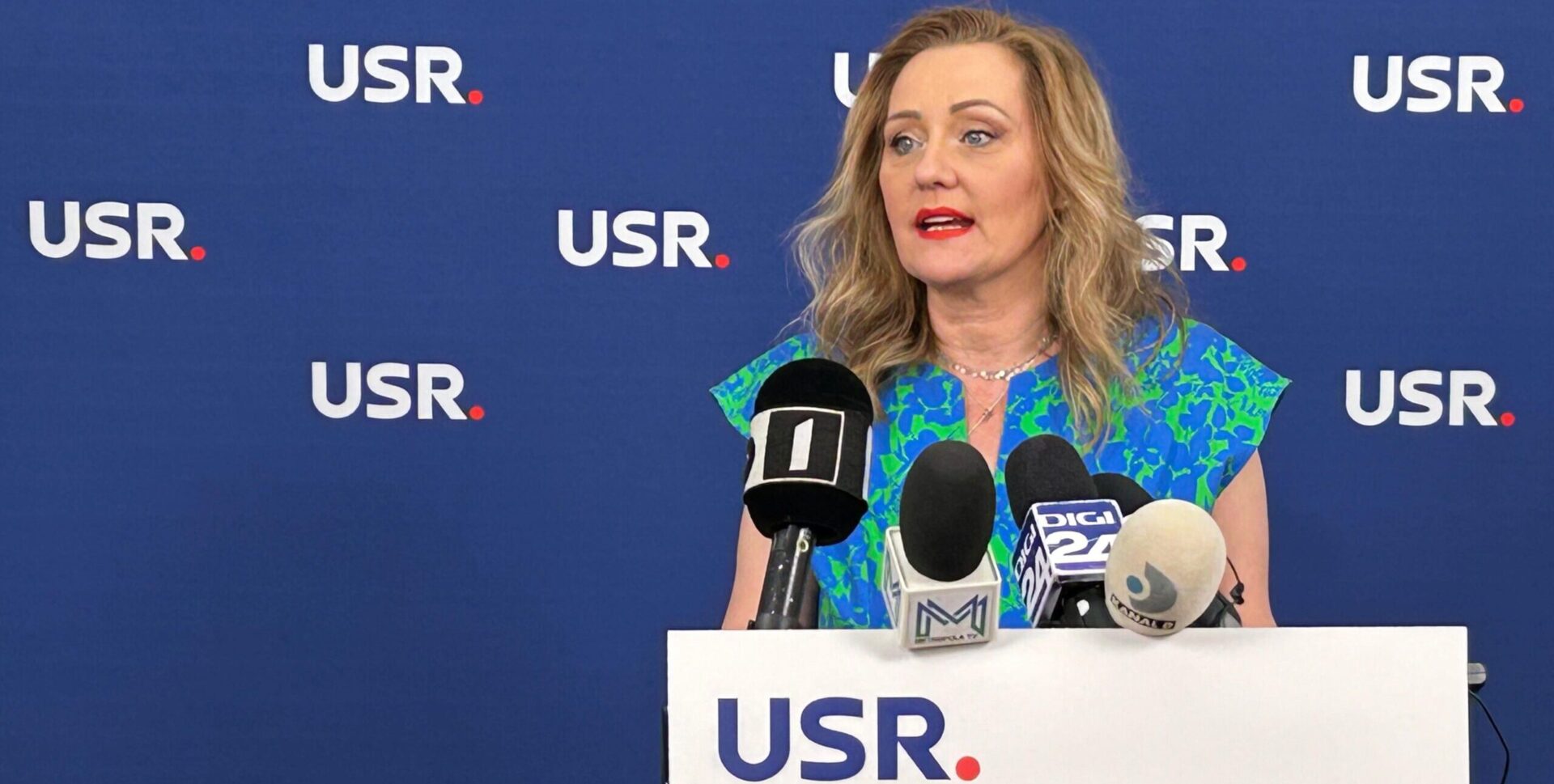 Prezidenţiale 2024. USR anunţă că Elena Lasconi are un avans de câteva mii de voturi faţă de ...