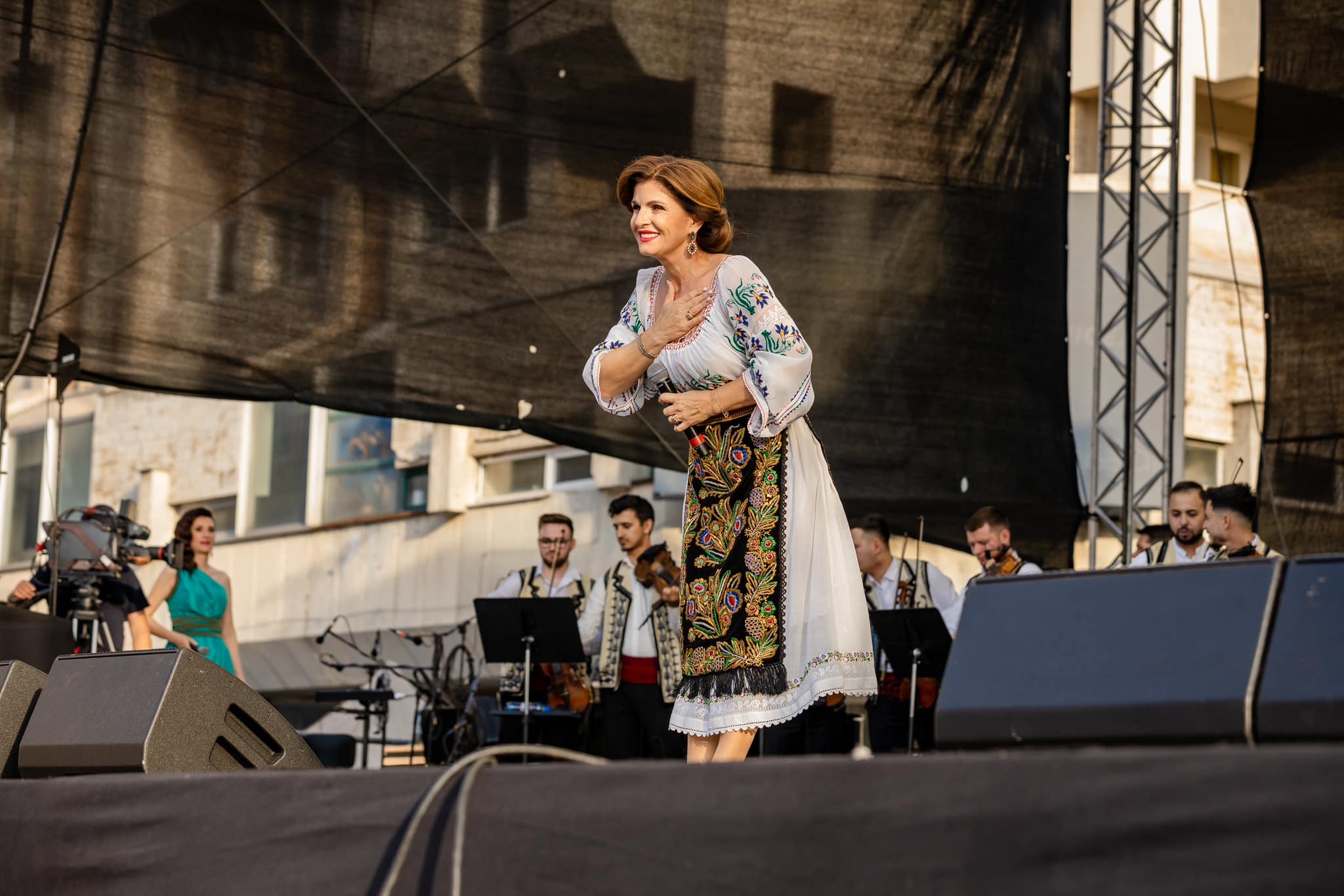 Ziua orașului Scornicești, sărbătorită pe 22 august. Mariana Ionescu ...